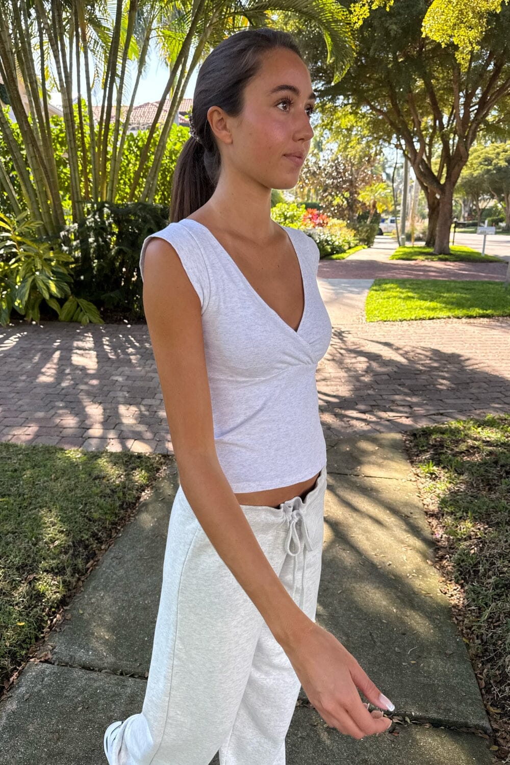 Amara Tank – Brandy Melville UK